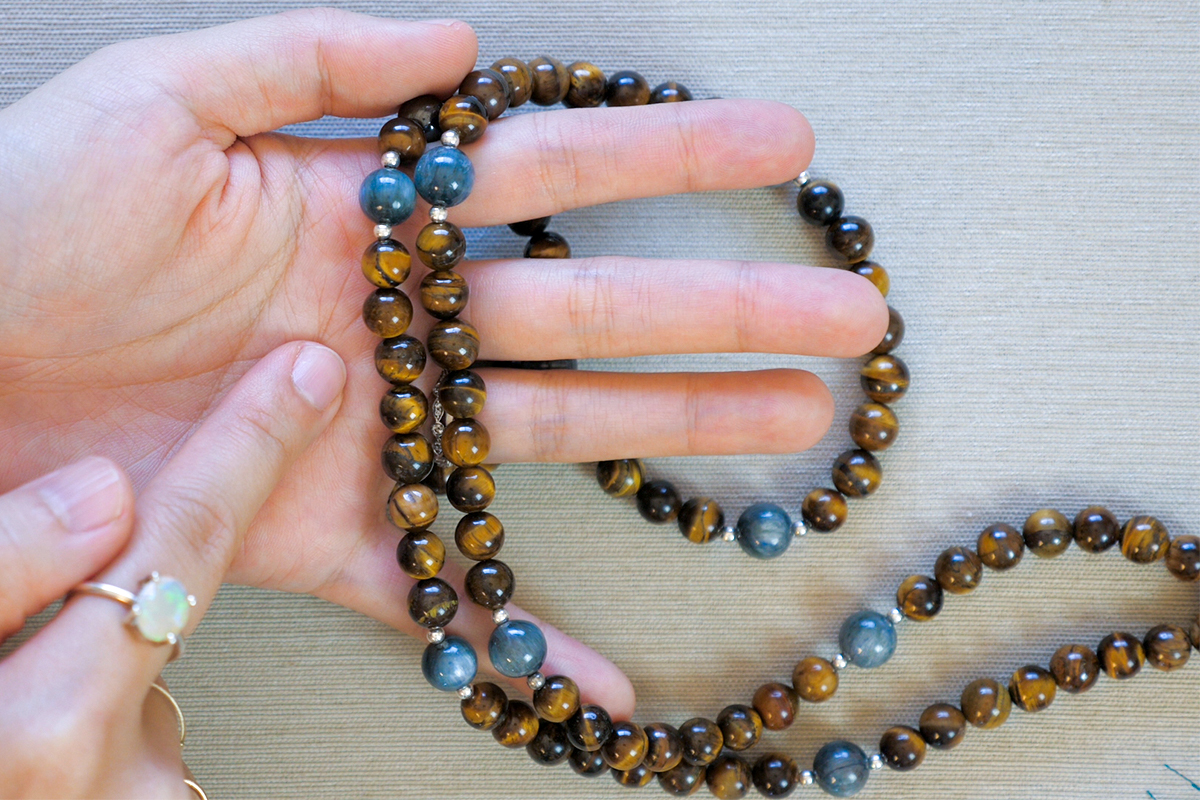 DIY 108-Bead Mala Necklace, Tiger Eye and Kyanite – The DIY MYSTIC